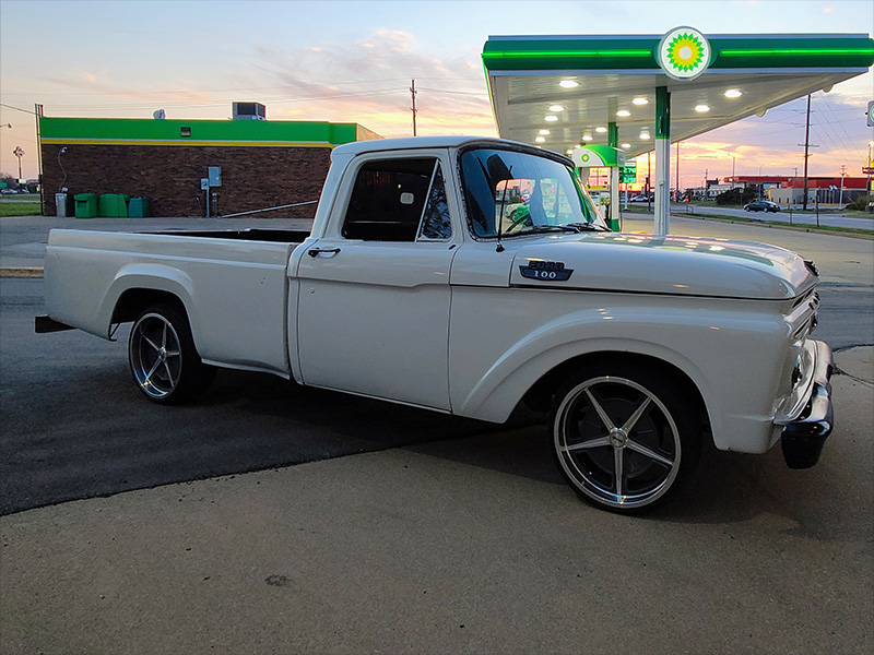1963 Ford F-100 Pickup - 20x8.5 Ridler Wheels 235/30R20 Lexani Tires