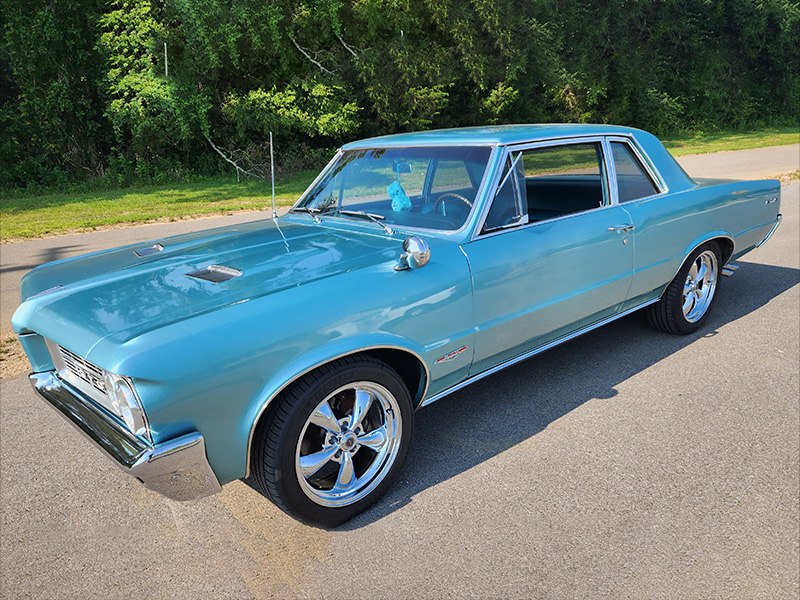 1964 Pontiac GTO - 18x8 American Racing Wheels 255/45R18 Michelin Tires