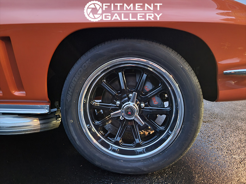 1965 Chevrolet Corvette - 17x7 US Mags Wheels 225/50R17 Hankook Tires