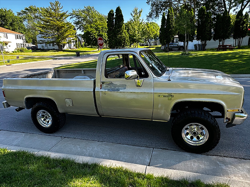 1986 Chevrolet K10 - 16x10 Mickey Thompson Wheels LT305/70R16 Mickey ...
