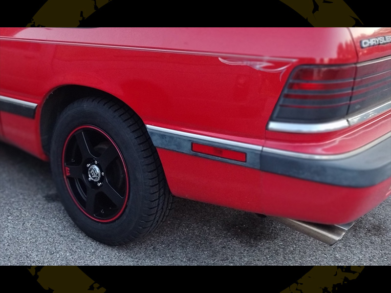 1988 Chrysler LeBaron - 15x6.5 Motegi Racing Wheels 195/65R15 Toyo Tires