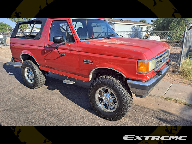 1989 Ford Bronco - 18x9 Mayhem Wheels LT35x12.50R18 RBP Tires