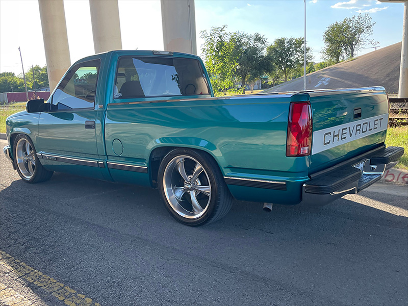 1995 Chevrolet C1500 - 20x8.5 Ridler Wheels 275/40R20 Kumho Tires