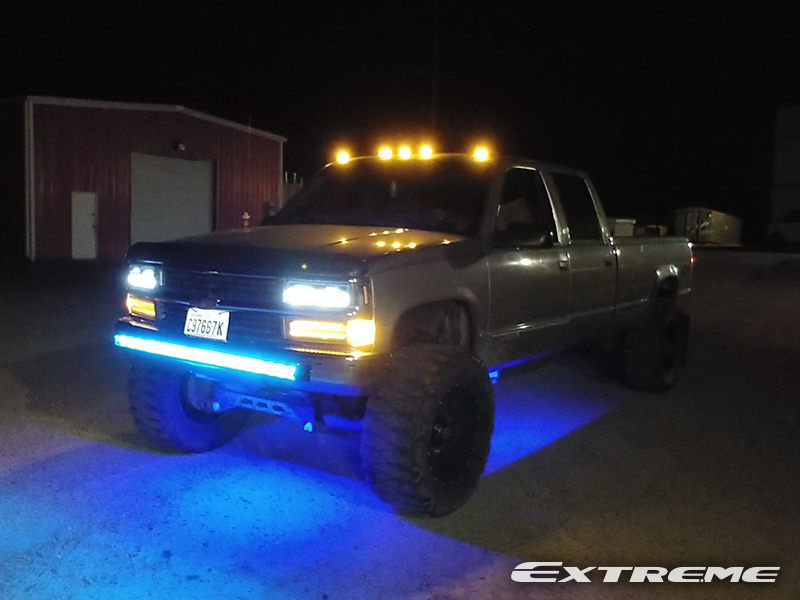 1998 Chevrolet K3500 - 20x10 Ultra Wheels 325/60R20 Nitto Tires Rough ...