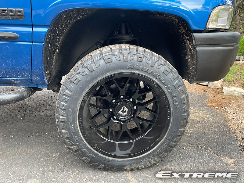 1999 Dodge Ram 2500 - 20x12 Gear Offroad Wheels LT295/55R20 Nitto Tires