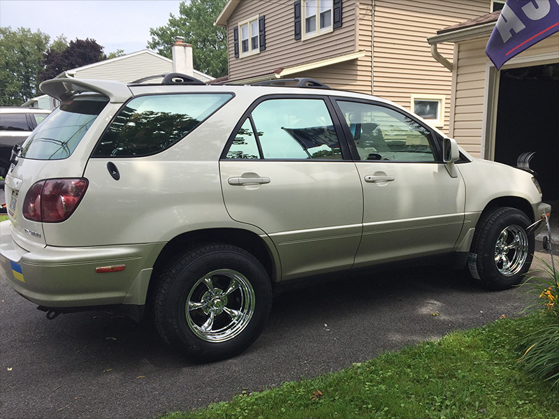 2000 Lexus RX300 - 16x8 American Racing Wheels 225/70R16 Kumho Tires