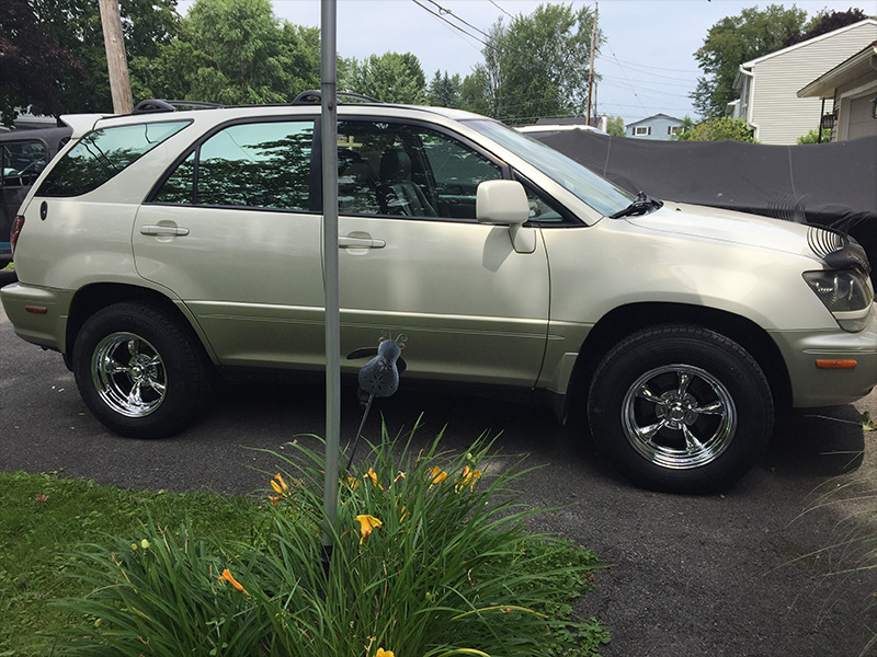 2000 Lexus RX300 - 16x8 American Racing Wheels 225/70R16 Kumho Tires