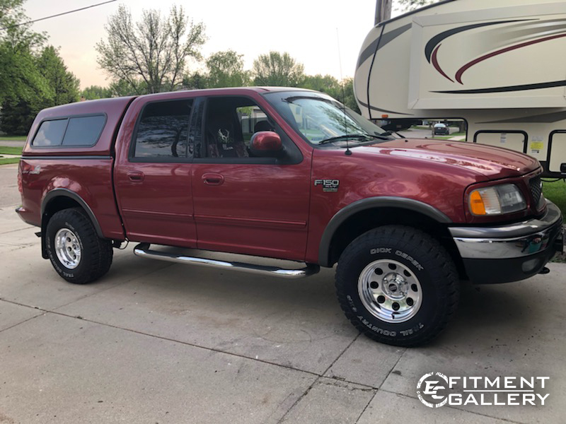 2002 Ford F-150 - 16x10 American Racing Wheels 305/70R16 Dick Cepek Tires
