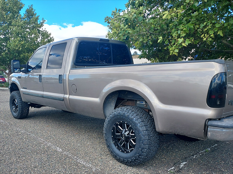 2002 Ford F-350 - 17x9 Ion Alloy Wheels LT315/70R17 Toyo Tires