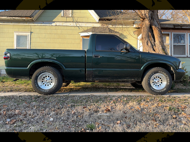 2002 GMC Sonoma - 15x7 Ion Alloy Wheels 235/75R15 Goodyear Tires