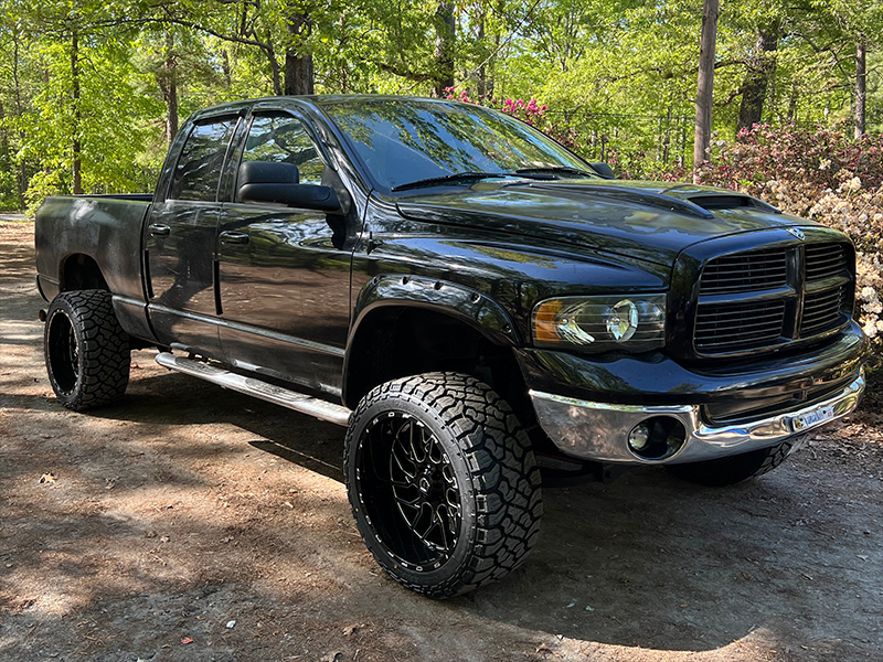 2003 Dodge Ram 1500 - 22x12 TIS Offroad Wheels 33x12.50R22 Kenda Tires