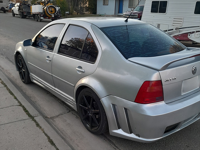 2003 Volkswagen Jetta - 18x7.5 Motiv Wheels 235/40ZR18 Lexani Tires