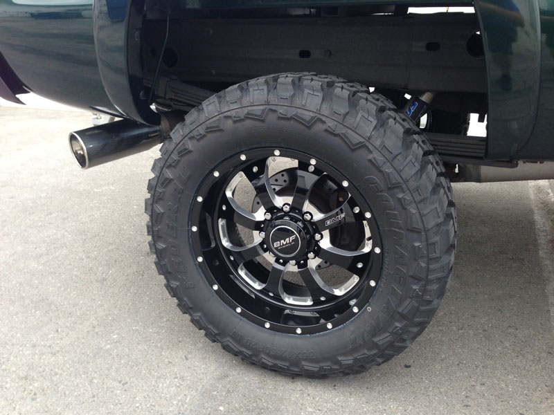 2004 Chevrolet Silverado 2500 HD - 20x9 SOTA Offroad Wheels 35x12.50R20 ...