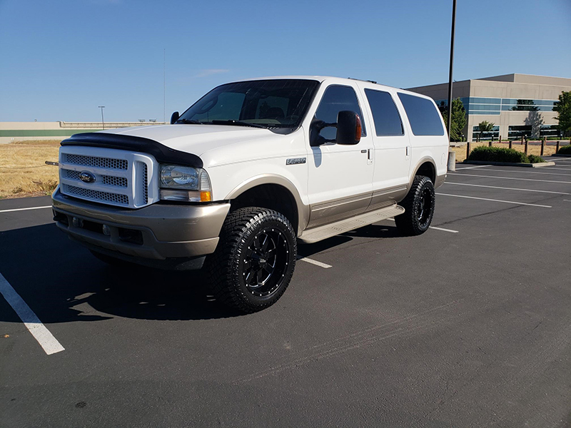 2004 Ford Excursion - 20x10 Moto Metal Wheels 305/55R20 Atturo Tires 2. ...