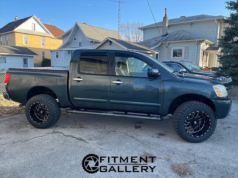 04 Nissan Titan Tire Size