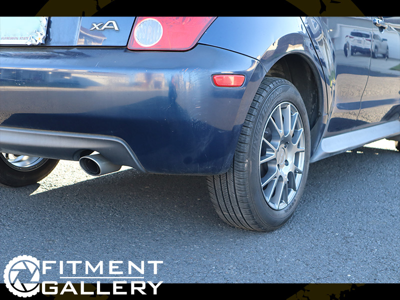 2005 Scion xA - 15x6.5 Vision Wheels 185/60R15 Mazama Tires