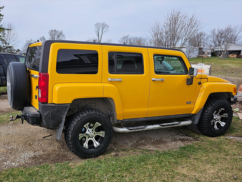 2006 Hummer H3 - LT265/75R16 Rolling Big Power Tires