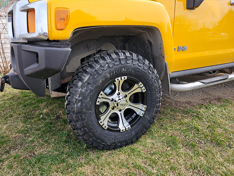 2006 Hummer H3 - LT265/75R16 Rolling Big Power Tires
