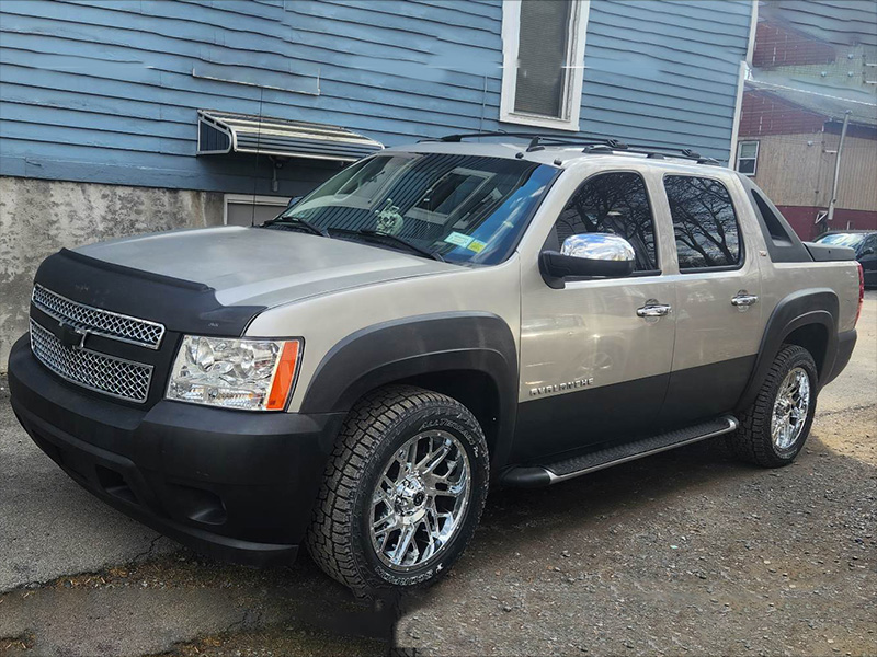 2007 Chevy Avalanche Rims