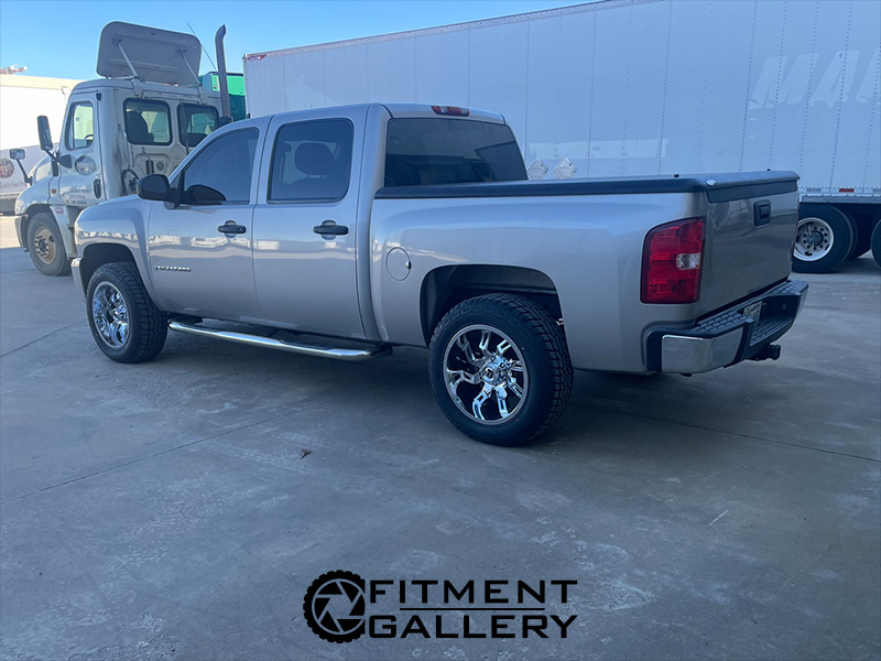 2007 Chevrolet Silverado 1500 - 20x10 Fuel Offroad Wheels LT275/60R20 ...