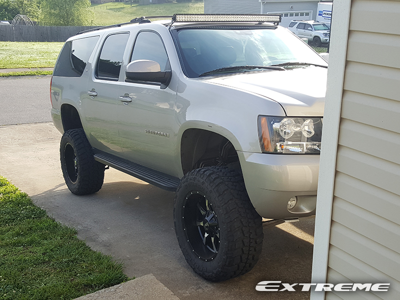 2007 Chevrolet Suburban 1500 - 20x10 Moto Metal Wheels 35x12.50R20 ...