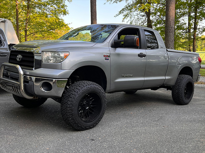 2007 Toyota Tundra - 20x12 Gear Offroad Wheels LT285/65R20 Nitto Tires