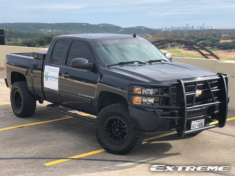2008 Chevrolet Silverado 1500 - 17x8.5 Method Race Wheels Rough Country ...