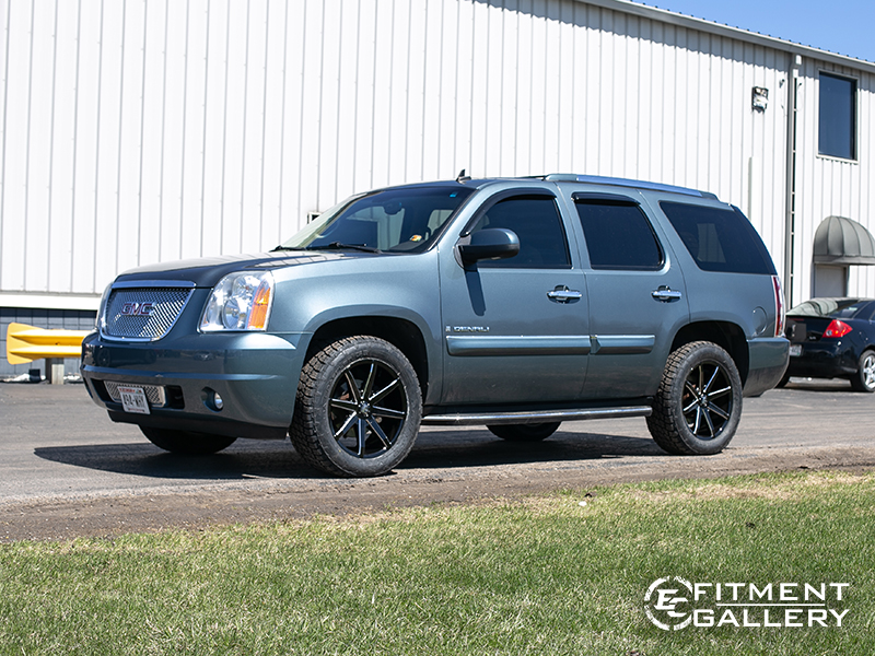 2008 GMC Yukon - 20x8.5 Dub Wheels 275/55R20 Nitto Tires