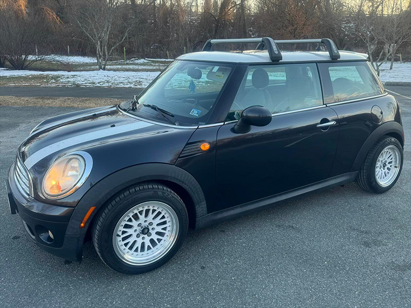 2008 Mini Cooper - 15x8 MST Wheels 205/50R15 Kumho Tires