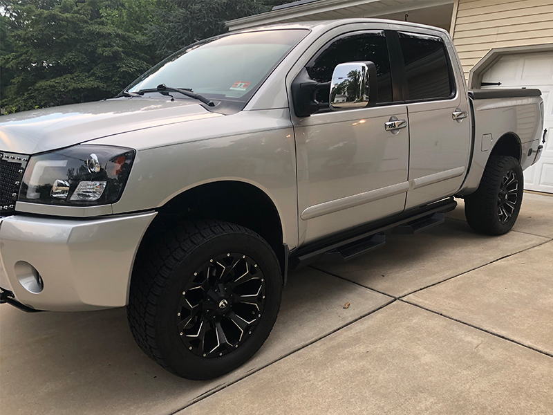 2008 Nissan Titan - 20x10 Fuel Offroad Wheels 295/55R20 Nitto Tires ...