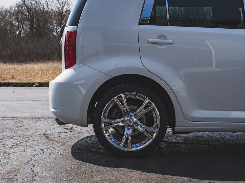 2010 Scion xB - 225/40R18 Toyo Tires