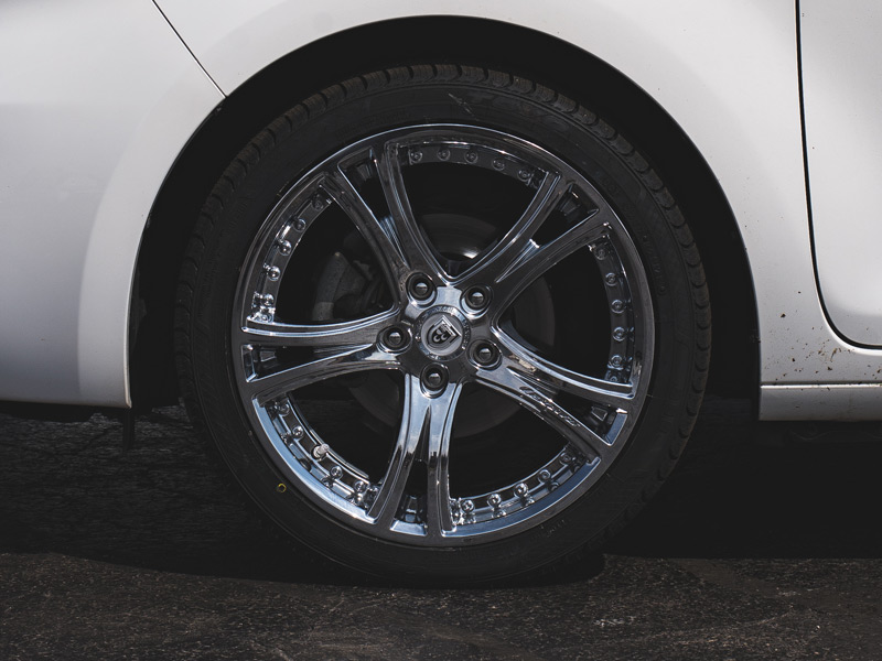 2010 Scion xB - 225/40R18 Toyo Tires