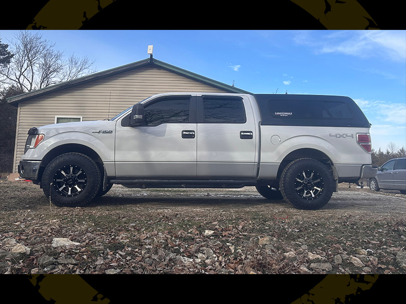 2010 Ford F-150 - 17x9 Moto Metal Wheels LT255/80R17 Toyo Tires