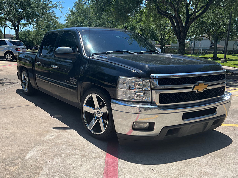 2011 Chevrolet Silverado 1500 - 22x9.5 Dub Wheels 275/40R22 Toyo Tires