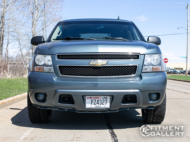 2011 Chevrolet Avalanche - 22x9.5 Black Rhino Wheels 285/45R22 Nitto Tires
