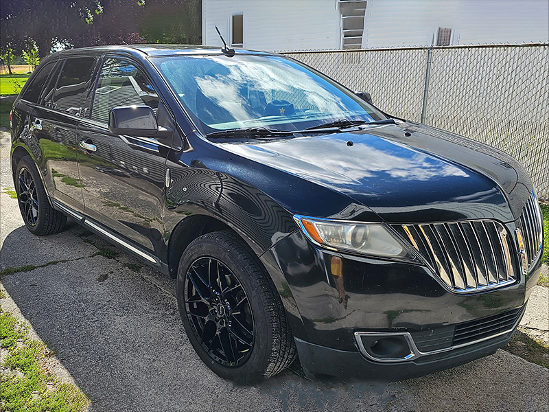 2011 Lincoln MKX - 20x8.5 Motiv Wheels