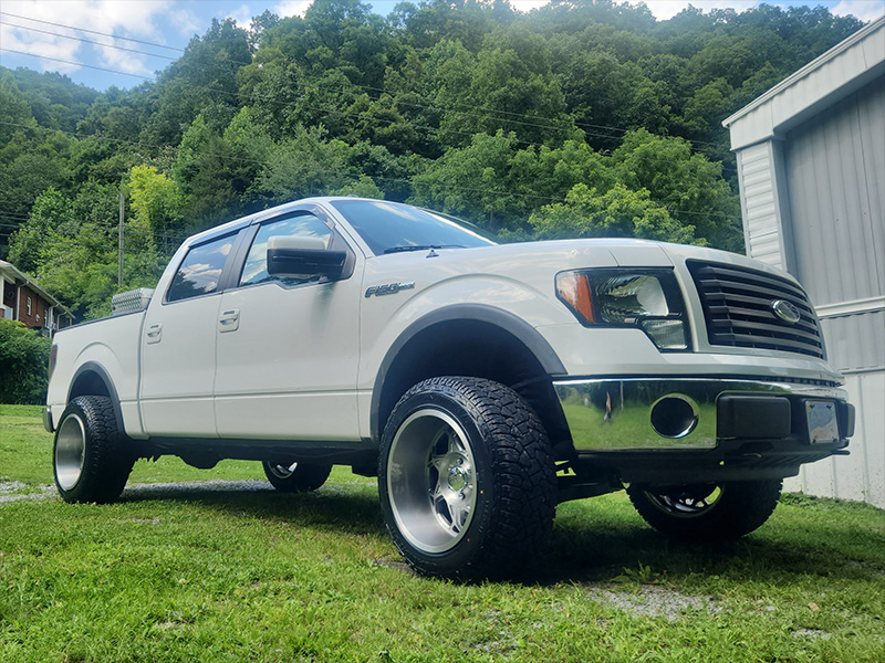 2012 Ford F-150 - 20x12 Cali Offroad Wheels LT33x12.50R20 Gladiator Tires