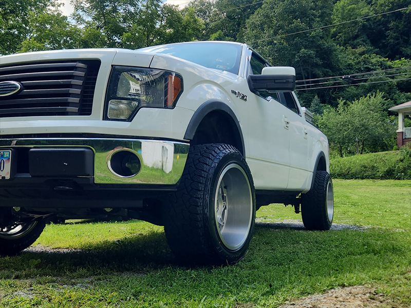 2012 Ford F-150 - 20x12 Cali Offroad Wheels LT33x12.50R20 Gladiator Tires