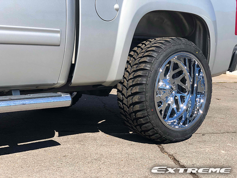 2012 GMC Sierra 1500 - 20x12 Fuel Offroad Wheels Rough Country