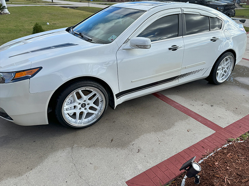 2013 Acura TL - 19x9.5 ESR Wheels 245/35ZR19 Lexani Tires
