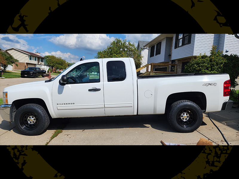 2013 Chevrolet Silverado 1500 - 17x9 Vision Wheels 245/70R17 Toyo Tires