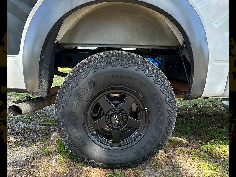 2013 Ford F-150 - 17x8.5 KMC Wheels