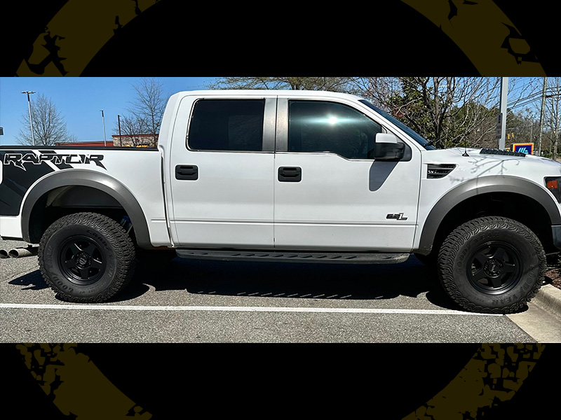 2013 Ford F-150 - 17x8.5 KMC Wheels