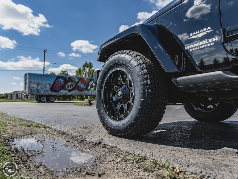 2014 Jeep Wrangler - 18x9 Fuel Offroad Wheels 275/70R18 Nitto Tires