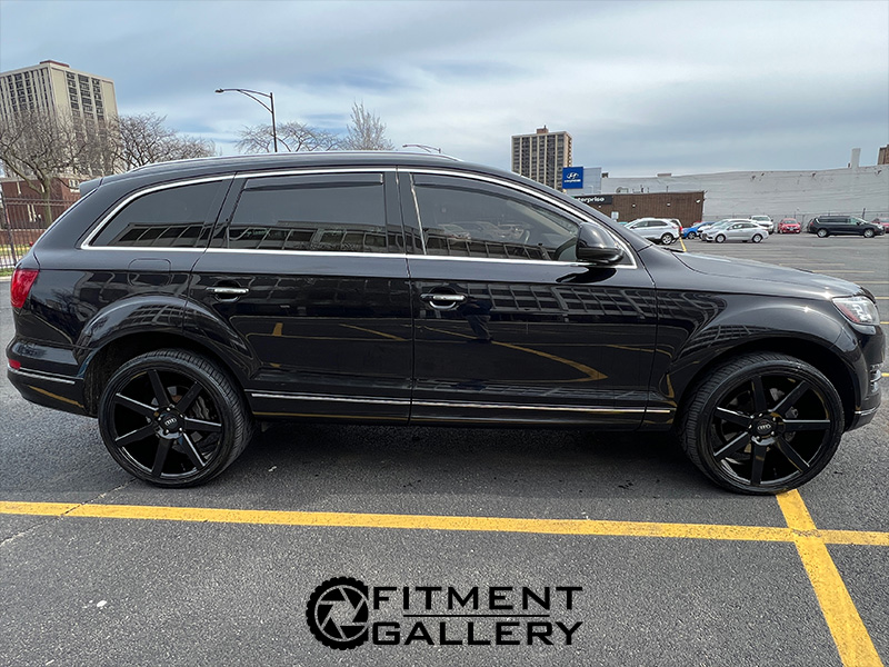 2014 Audi Q7 - 22x10 Niche Wheels 295/30R22 Nitto Tires
