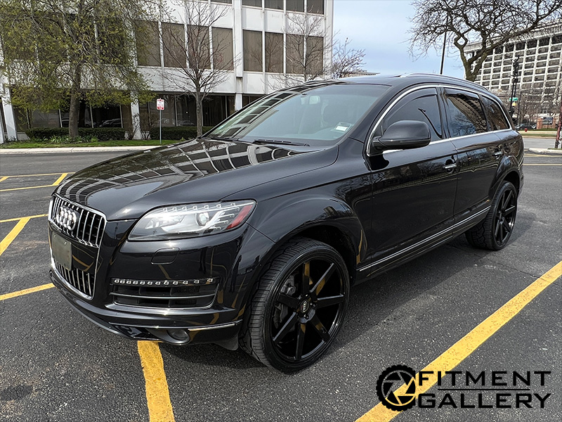 Q7 Black Rims