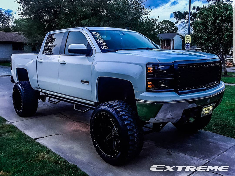 2014 Chevrolet Silverado 1500 - 24x14 XM Mudder Wheels 37/13.5R24 ...