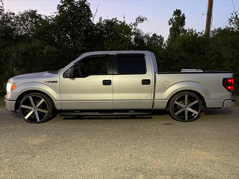 2014 Ford F-150 - 24x9.5 Ravetti Wheels 275/25ZR24 Advanta Tires