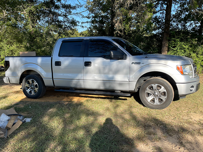 2014 Ford F-150 - 24x9.5 Ravetti Wheels 275/25ZR24 Advanta Tires