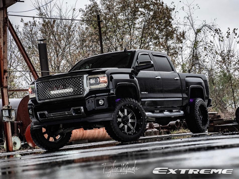 2014 GMC Sierra 1500 - 22x12 Gear Offroad Wheels 35x12.5R22 Atturo ...